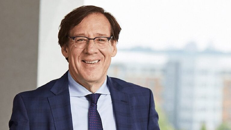 XtalPi and DoveTree Announce Landmark $6 Billion AI Drug Discovery ...